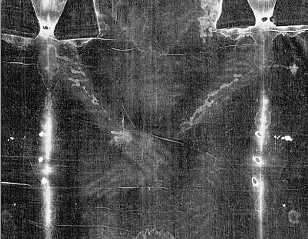 8 Reasons Why the Shroud of Turin Might Be the Burial Cloth of Jesus ...